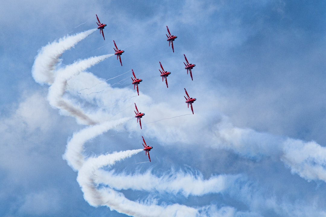 Red Arrows Wall Art, Red Arrow Flypast, Red Arrows Formation, Moody Sky ...