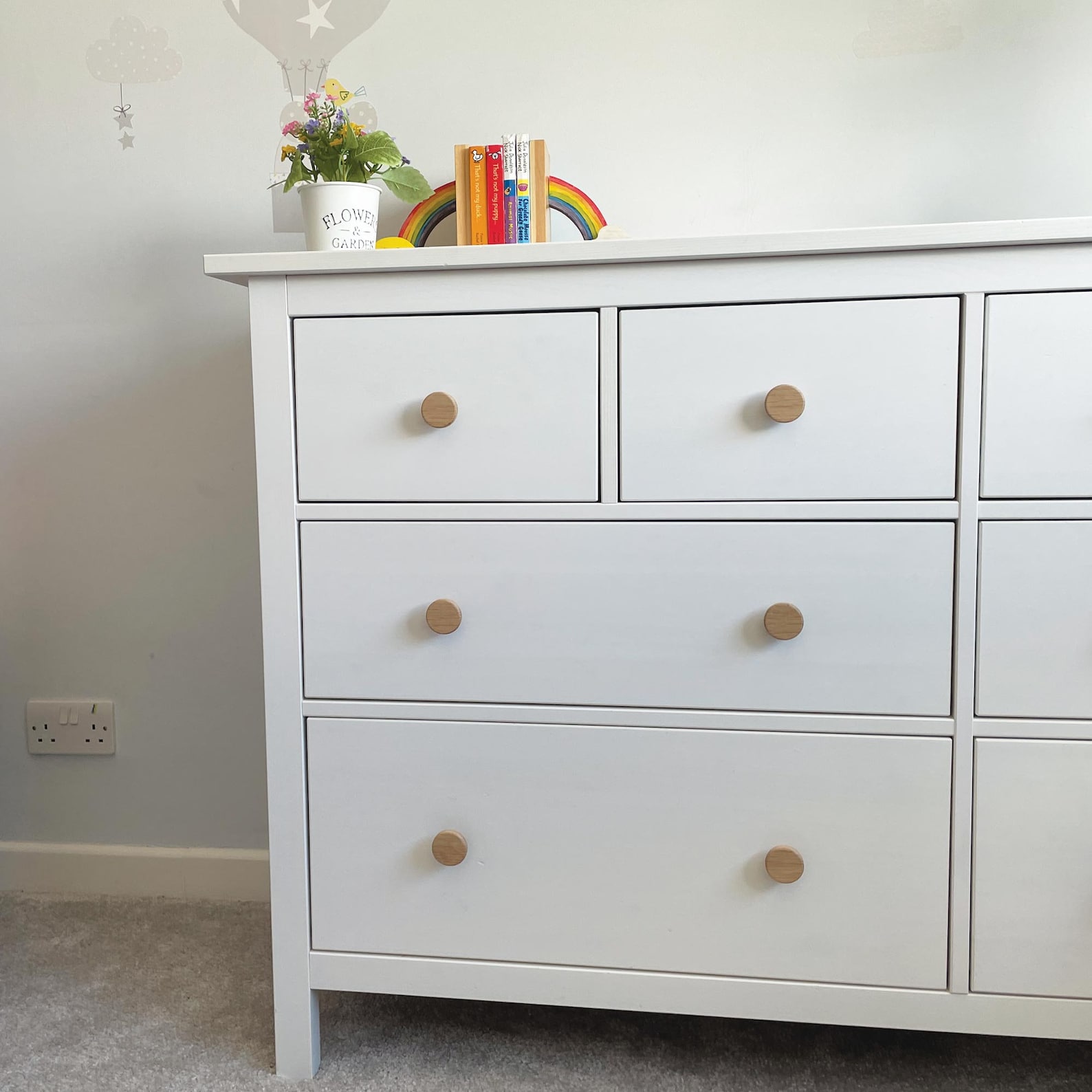 Round Wooden Drawer Knobs | Handles, Drawer Pulls, Oak, Circle ...