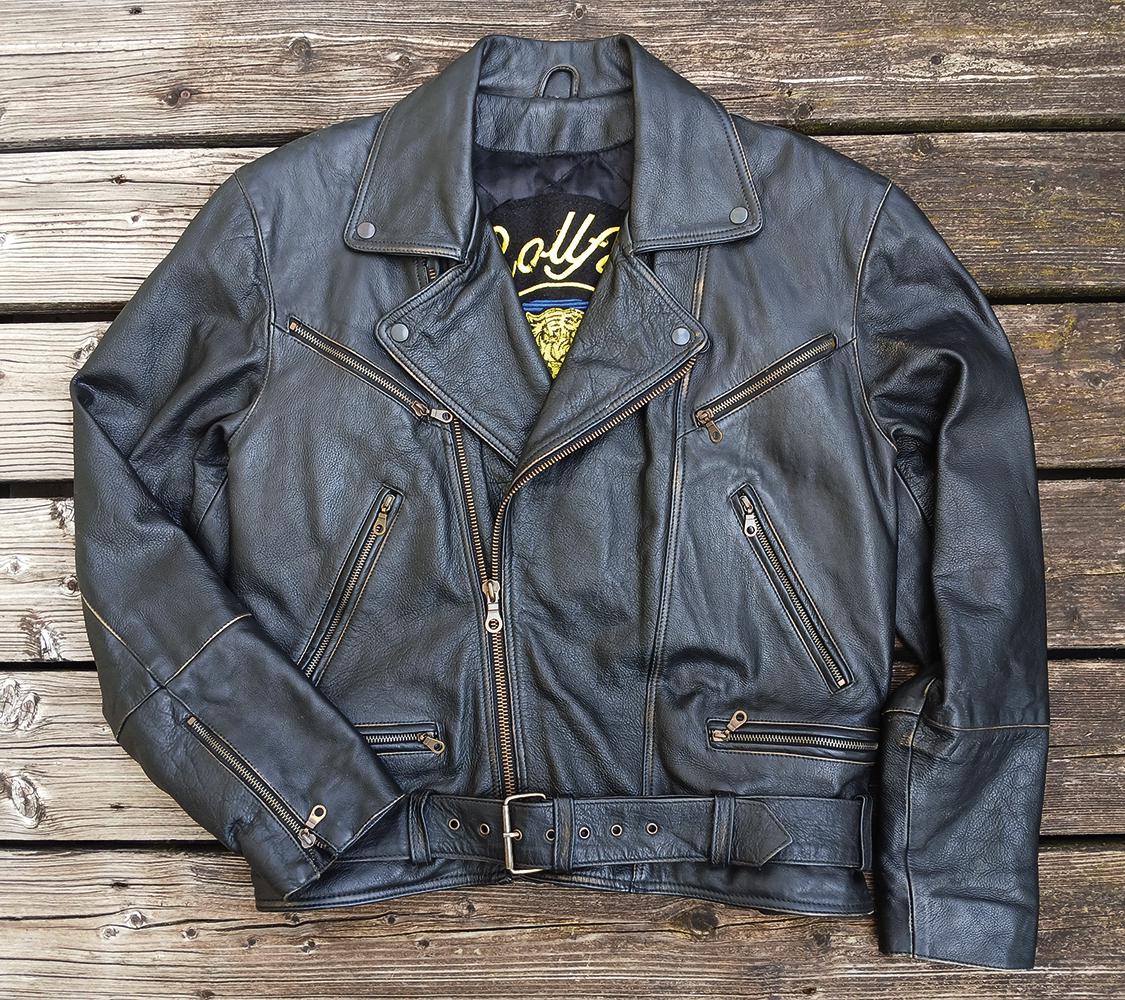 Heavy Old Motorcycle Jacket in Classic Style in L This Heavy Old Motorcycle Jacket in Classic Style in L This