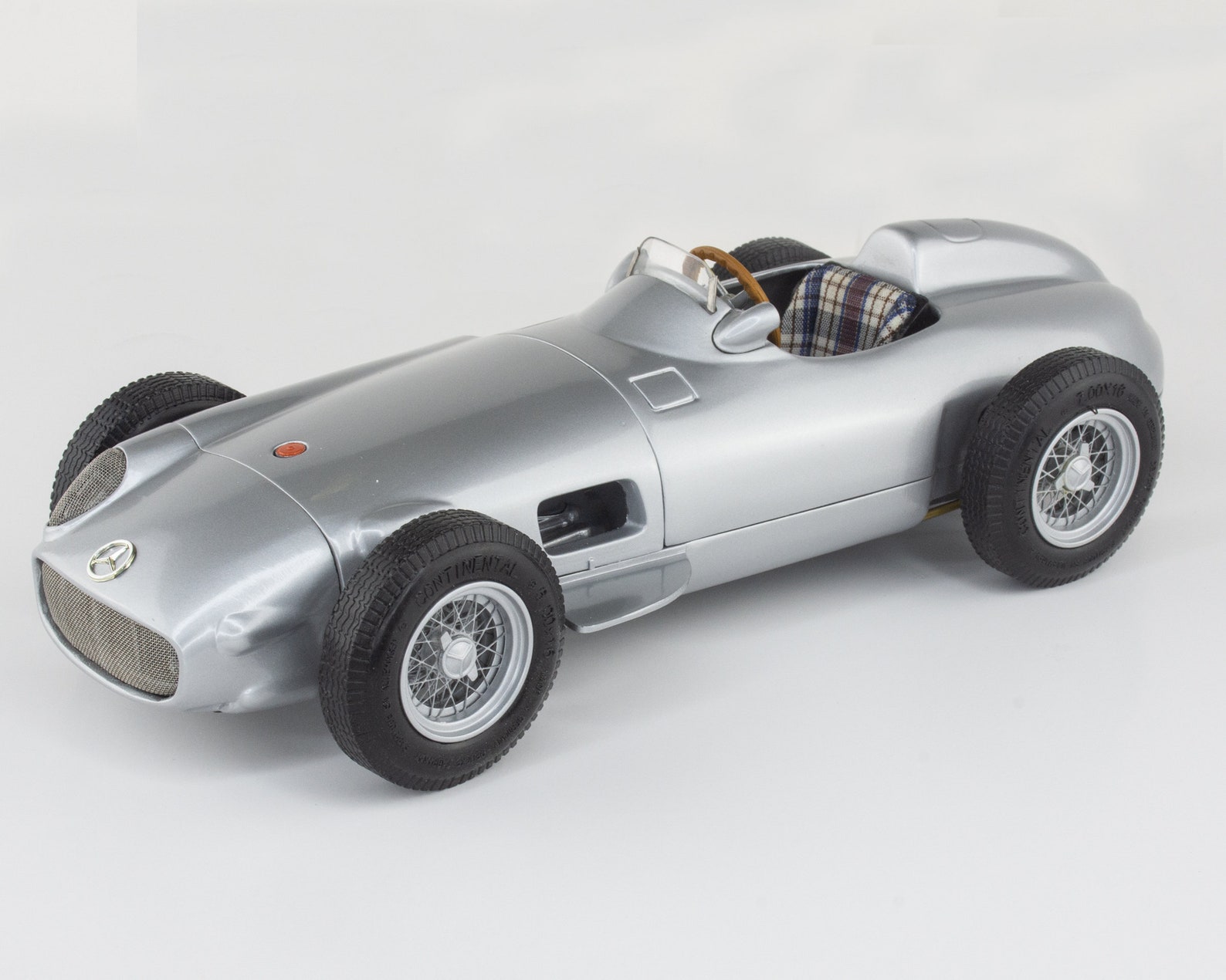 CMC Mercedes-benz W196 Silberpfeil-monoposto, Race Car, 1/18 Scale Diecast - Etsy