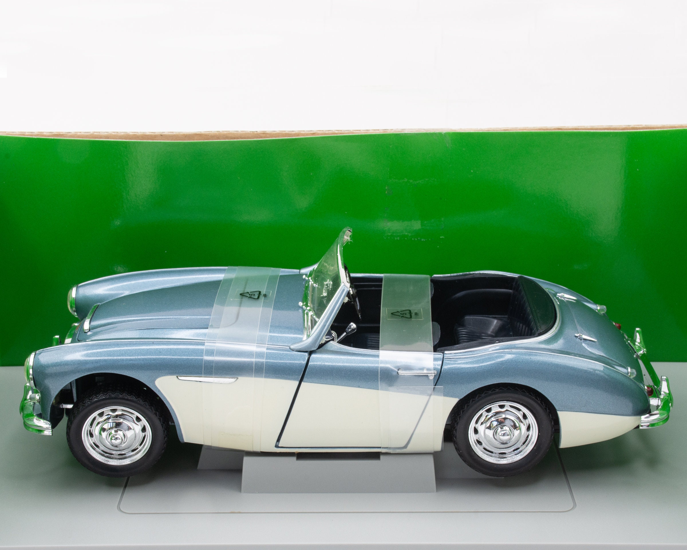 Diecast, Austin-healey 100 Six, Britain's Collectibles, 1/18 Scale - Etsy