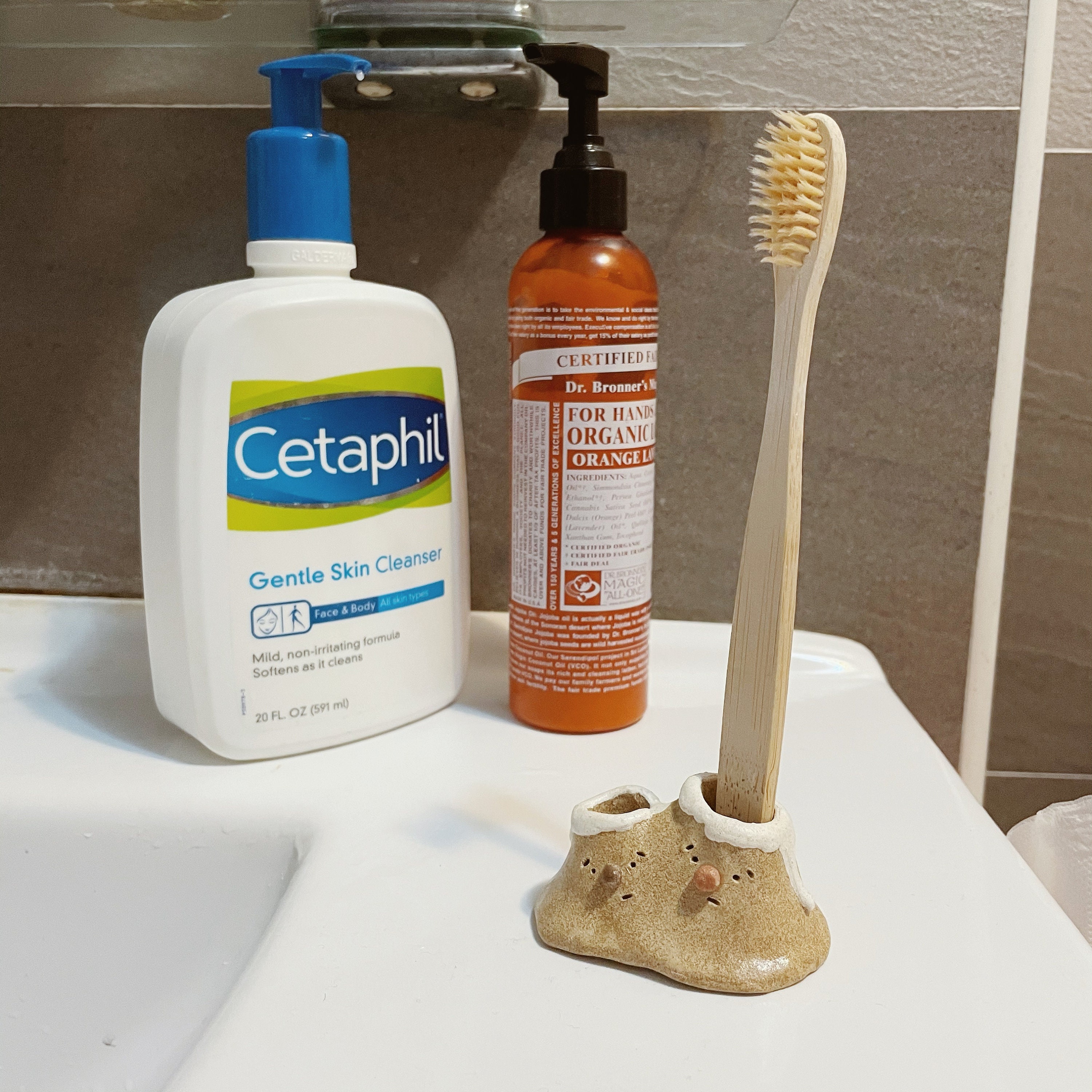 Mountain Twins \ Handmade Clay Decoration Toothbrush Holder - Etsy UK