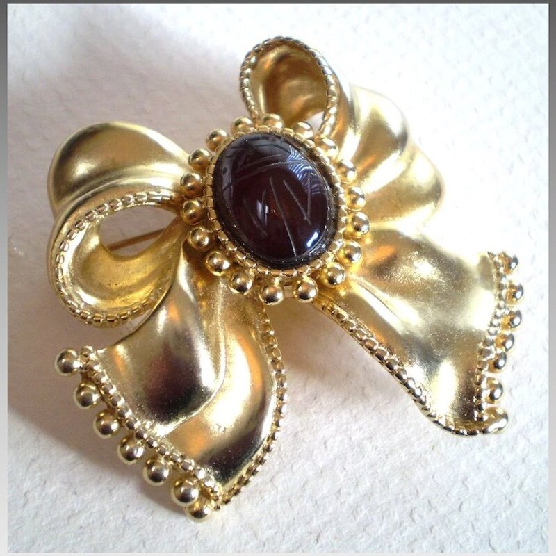 Erwin Pearl Brooch - Etsy