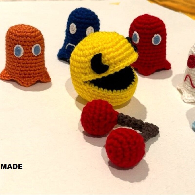 Crochet Pacman - Etsy