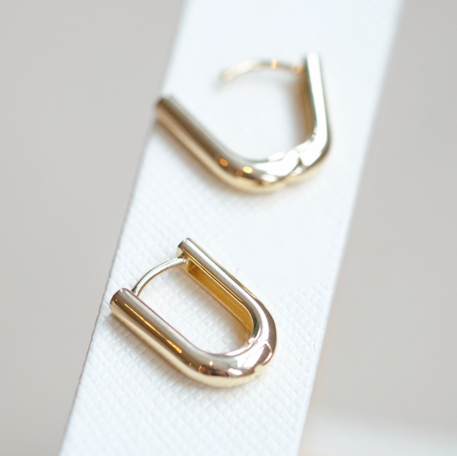 14K Solid Gold Classic Hoop U Shape Hoop Earrings, Solid Gold Oval ...