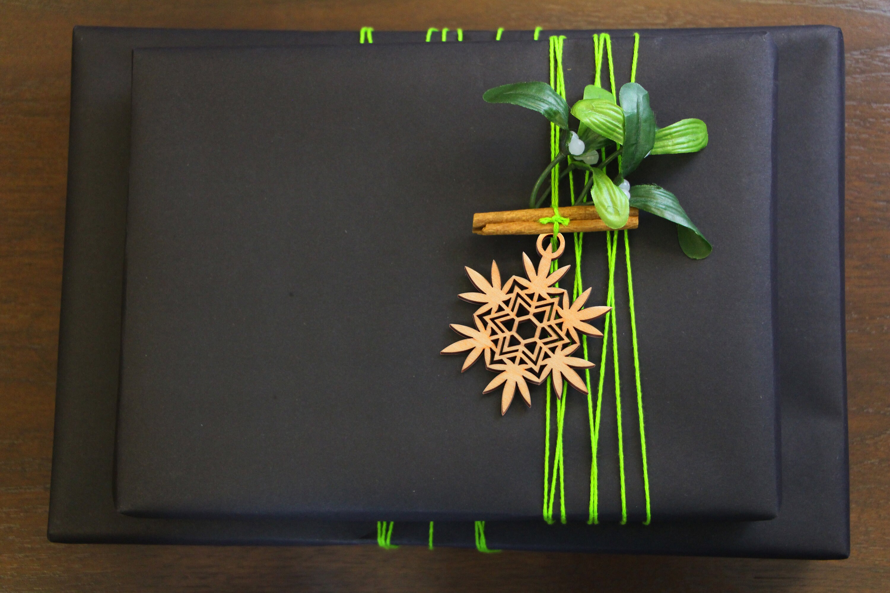 Marijuana Snowflake One Marijuana Leaf Ornament for Cannabis Christmas ...