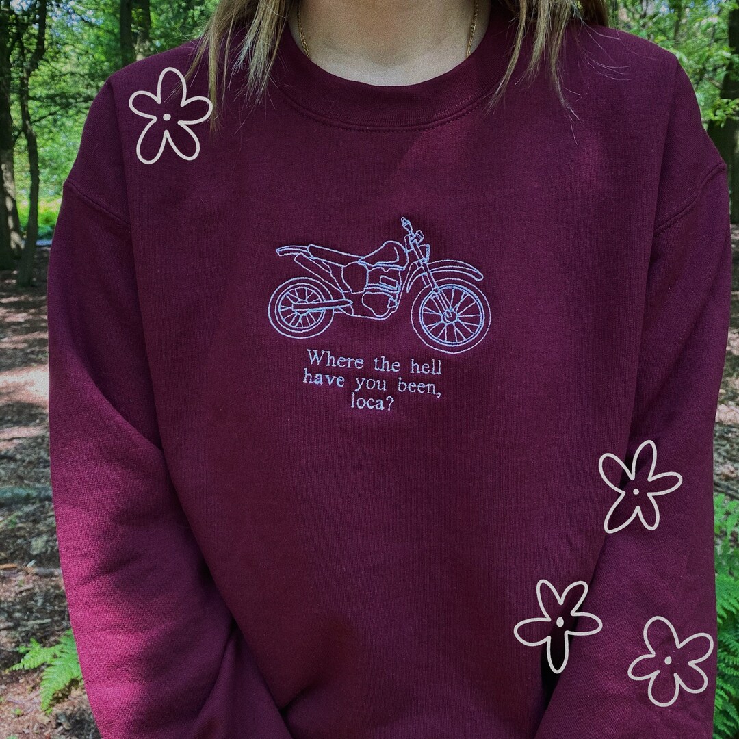 The Loca Embroidered Sweatshirt (twilight, Twilight Merch, Edward ...