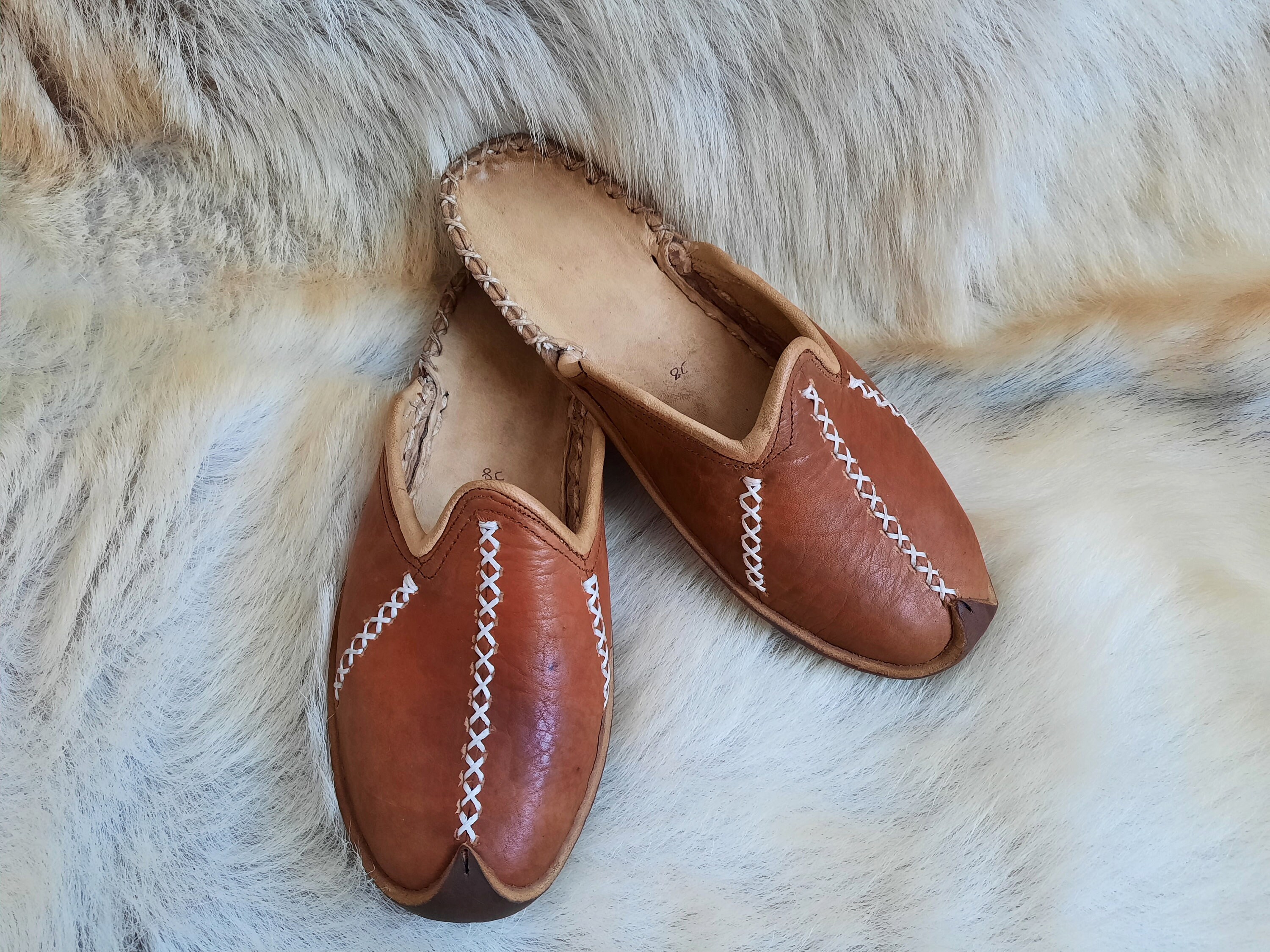 Mens Vintage Style Slippers, House Shoes, Loafers