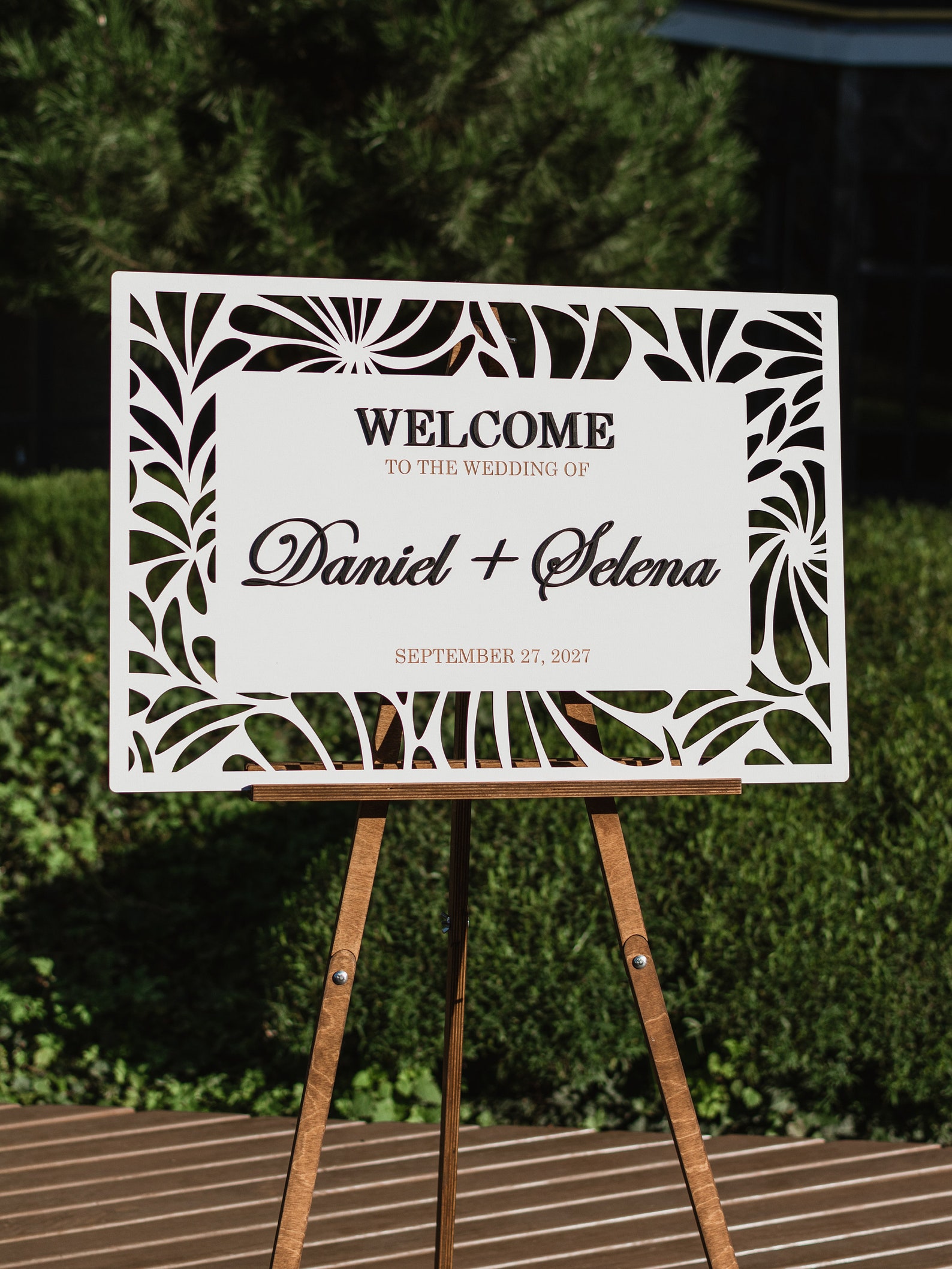 Wooden Welcome Sign Stand, Standing Floor Easel, Portable Sign Holder ...
