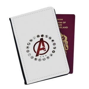 Personalised Faux Leather Passport Cover & Luggage Tag Marvel Avengers ...