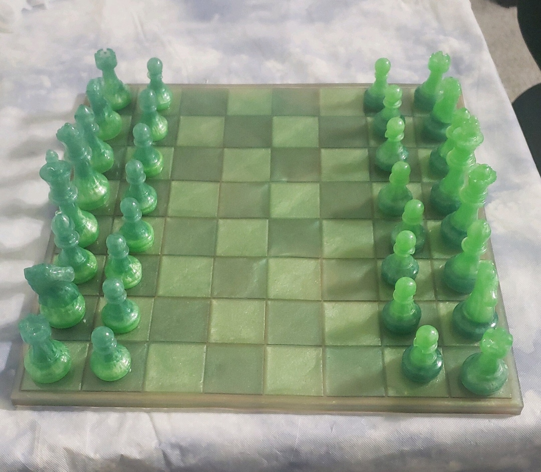 Green Ombre Chess Set - Etsy