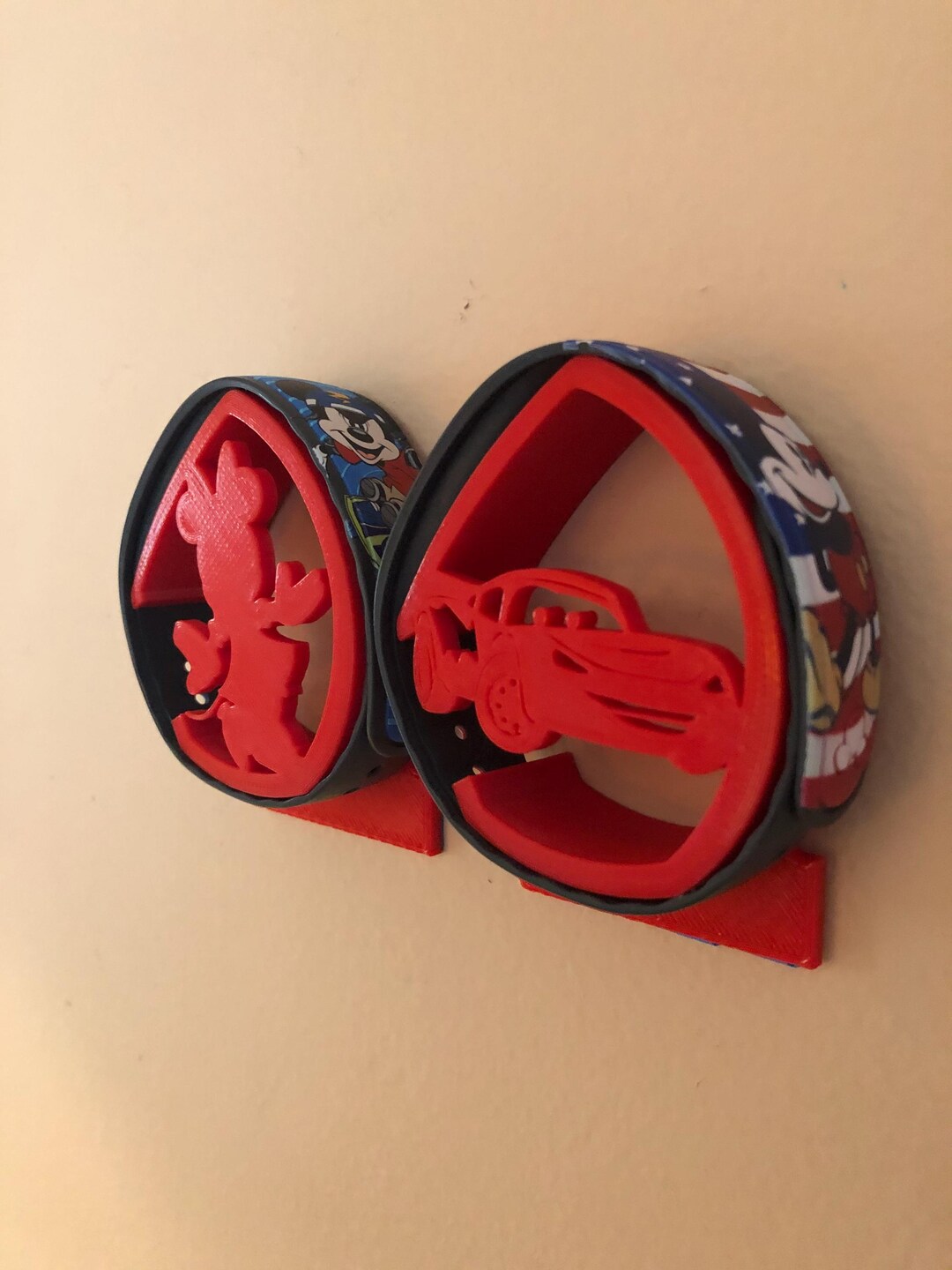 Wall Mounted Magicband Display Holder *option 2 Characters* 3D Printed ...