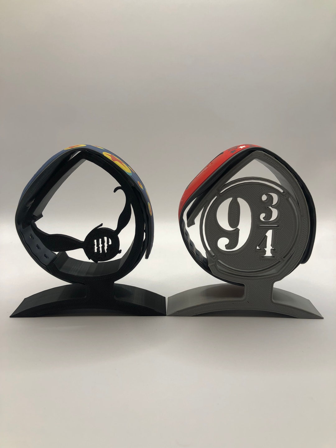 Harry Potter Snitch and 9 3/4 Logo Magicband Display Holder 3D Printed ...