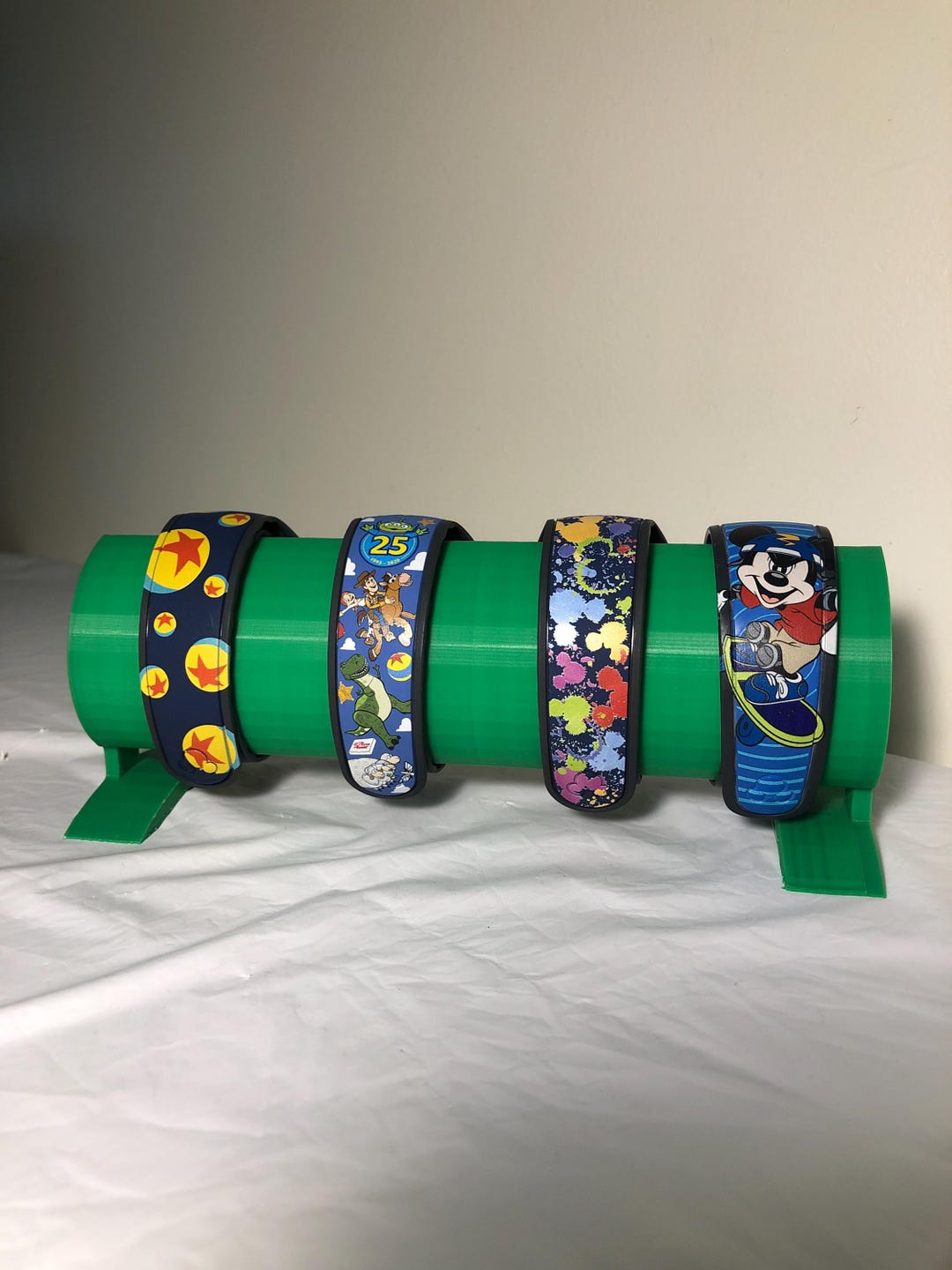 Kids Multi Magicband Display Holder *option 2 Characters* Double Sided ...