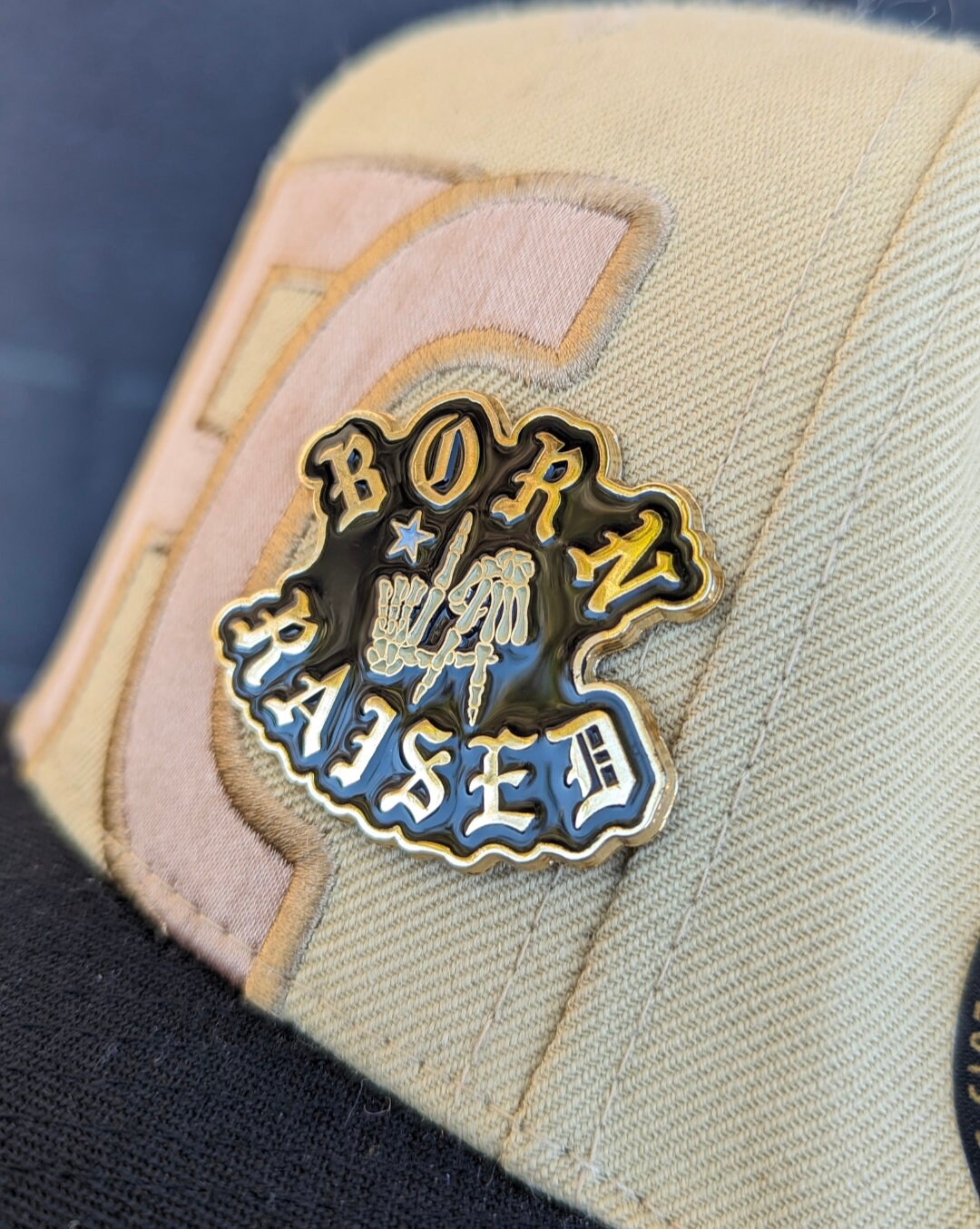 LAFC Pin Born X Raised Tribute Jacket Vest Hat Shirt Scarf Los Angeles ...