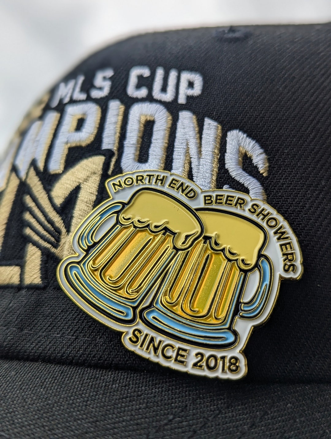 LAFC Pin North End Beer Showers Jacket Vest Hat Shirt Scarf Los Angeles ...