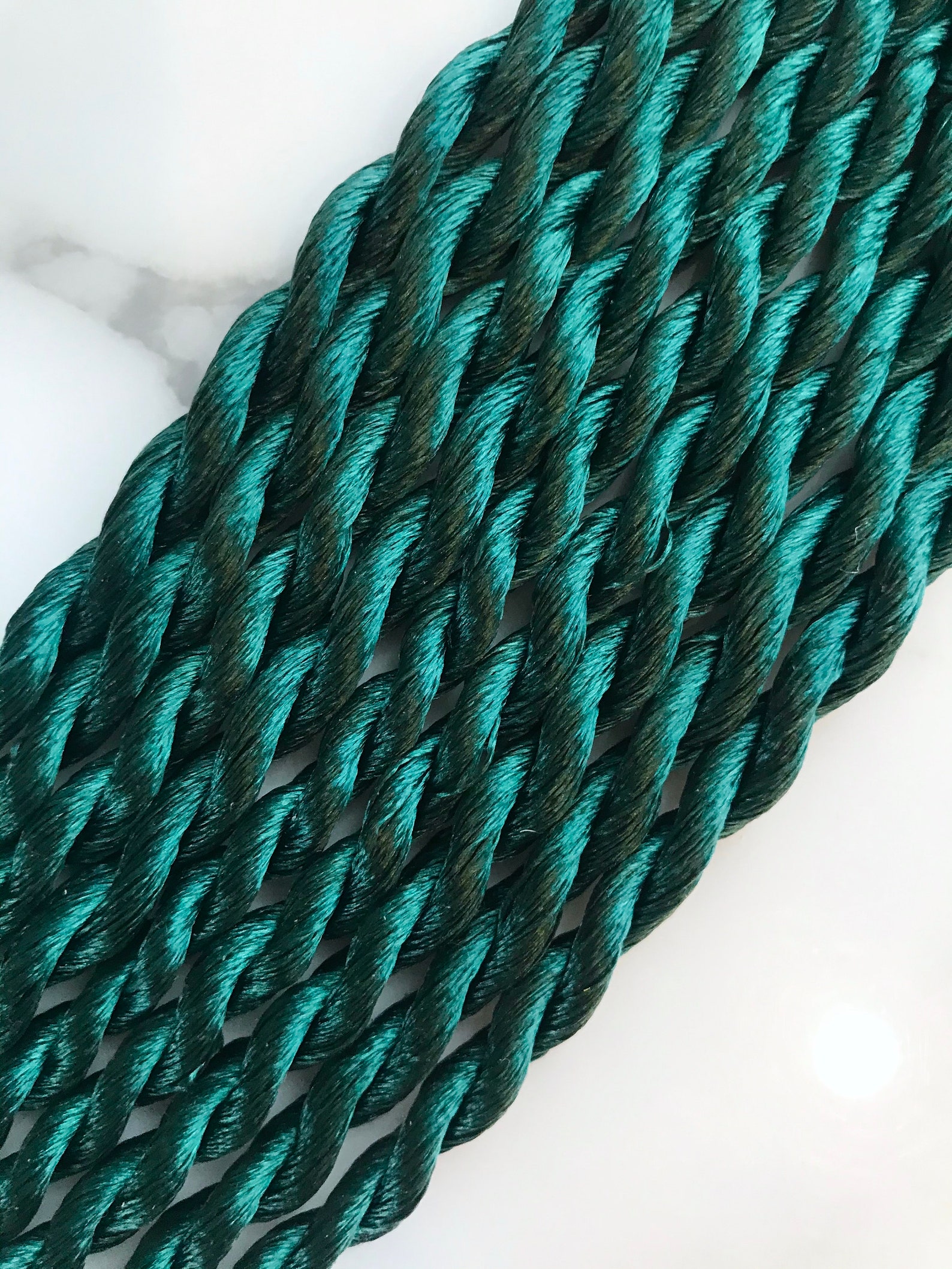 Fabrique Hunter Green Silk Embroidery Thread, Hand Dyed Embroidery ...