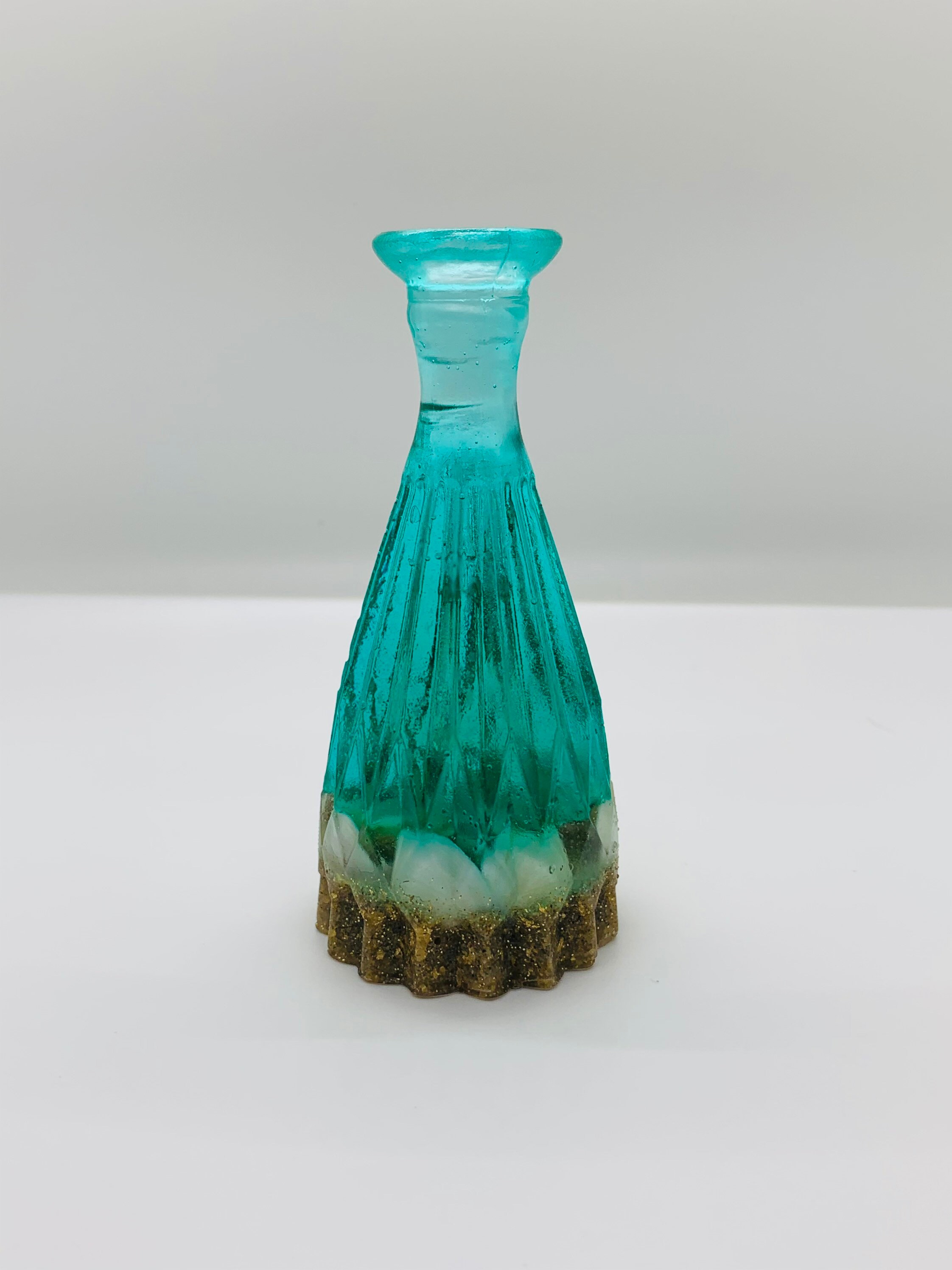 Emerald Ocean Beach Vase | Ocean Resin Vase | Flower Vase | Ocean Beach ...