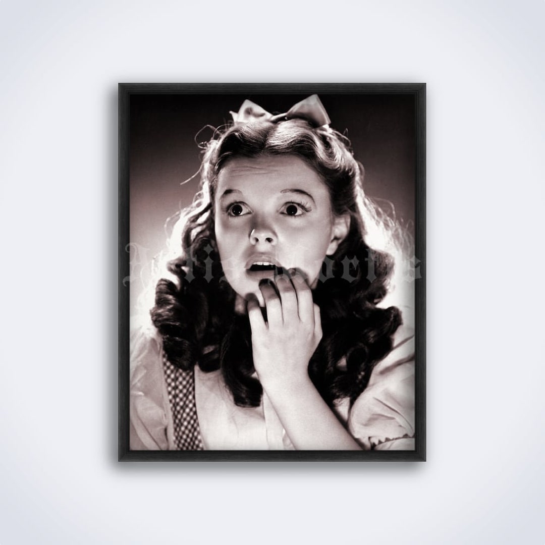 Scared Dorothy From the Wizard of Oz, Actress Judy Garland Vintage ...