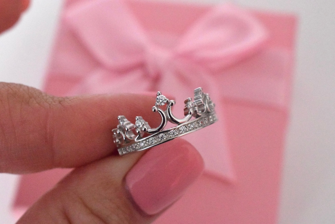 The Quinn. Sterling Silver 925 Queen Crown Ring - Etsy