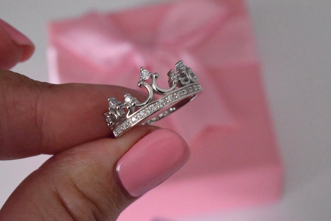 The Quinn. Sterling Silver 925 Queen Crown Ring - Etsy