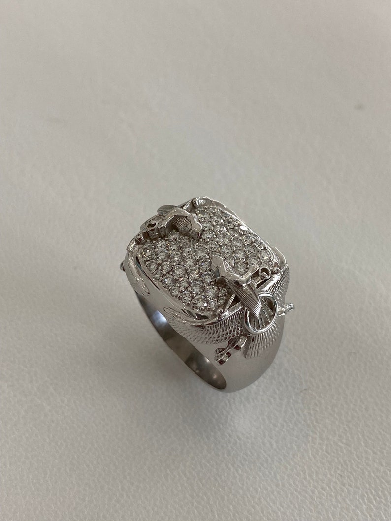 18K White Gold Farahvahar Diamond Signet Ring - Etsy