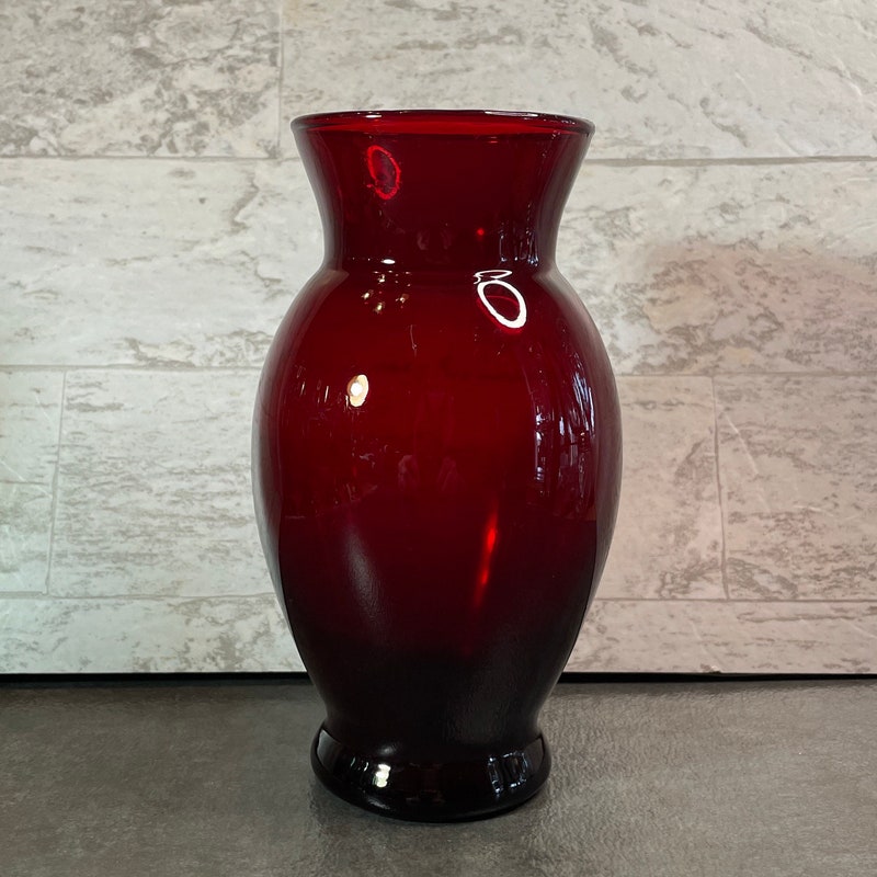 Ruby Red Vase - Etsy