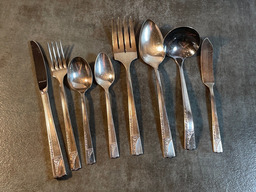 Vintage 50 Piece Onieda Caprice Nobility Silverware Set- Simple Service ...