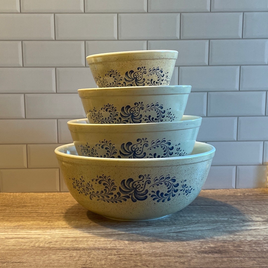 Pyrex Homestead Blue Nesting Bowl Set - Vintage Pyrex - Glass Bakeware ...