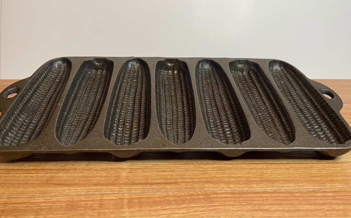 Wagner Ware Cornbread pans Vintage Cast Iron Pans Collectible | Etsy Wagner Ware Cornbread pans Vintage Cast Iron Pans Collectible | Etsy