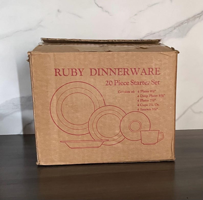 20 Piece Ruby Red Cristal D’arques Durand Dinnerware - Service for 4 ...