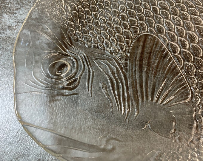 Large Arcoroc Poisson Fish Serving Plate - Vintage Glass Plates - Made ...