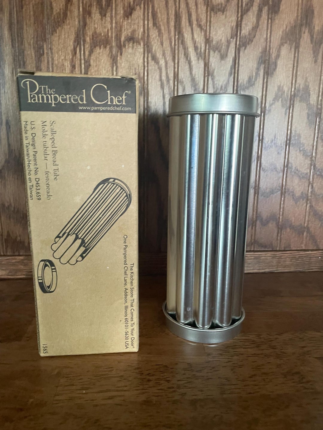 Vintage Pampered Chef Scalloped Bread Tube #1565 - 1990’s - Bread Loaf ...