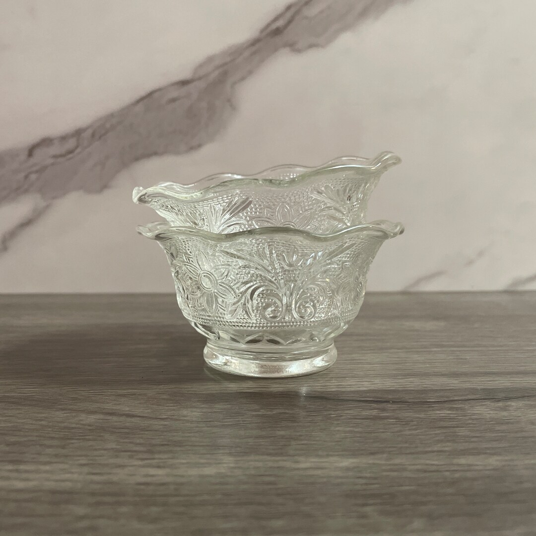 2 Tiara Chantilly Sandwich Glass Ruffled Dessert Bowls - Fruit Bowls ...