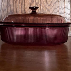 4 Quart Cranberry Corning Visions Large Roasting Pan - Vintage Pyrex ...