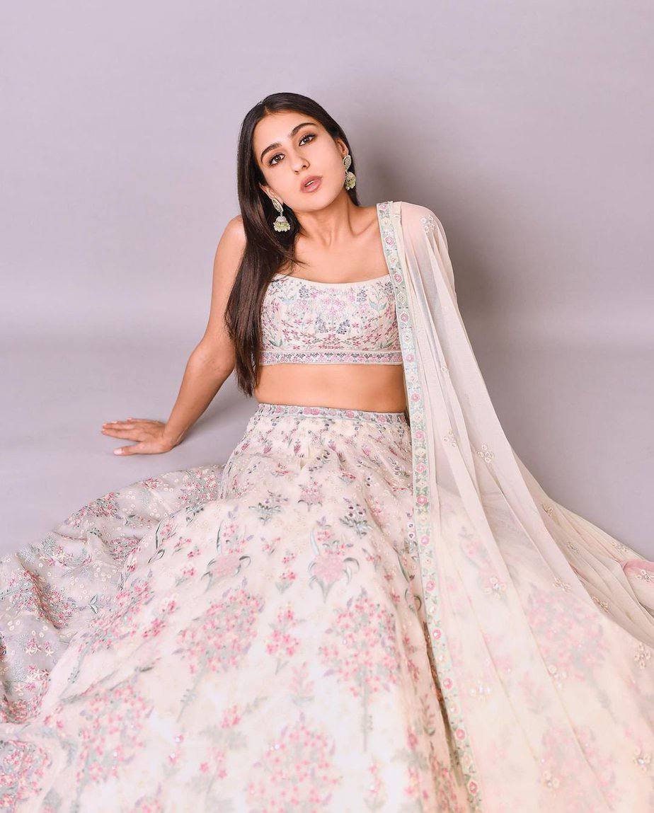 Alluring White Lengha Choli With Beautiful Embroidery Work .designer ...