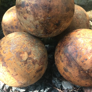 Rustic Metal Balls Set of 5 Garden Decor Metal Yard Art Outdoor Home ...