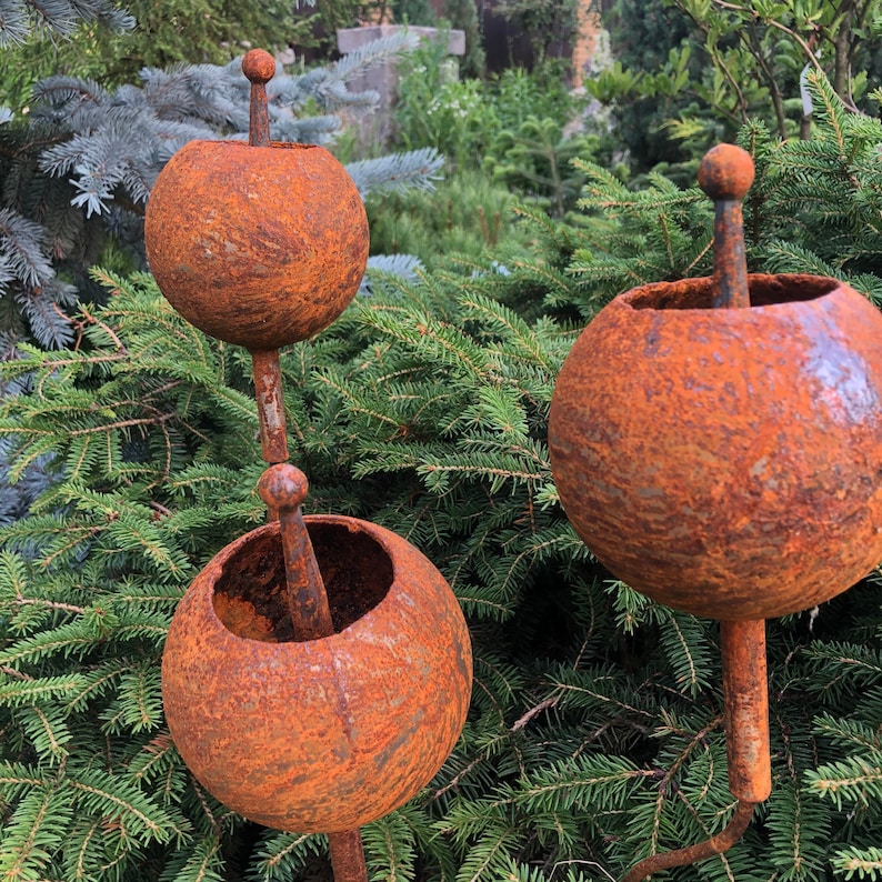 Rusty Flowers Set of 3 Rustic Garden Decor Metal Garden - Etsy
