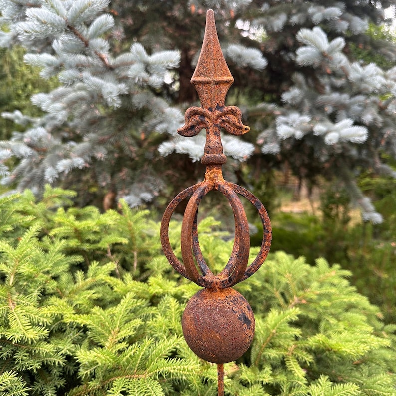 Rusty Finial, Garden Stakes Garden Decor, Metal Garden Decor, Outdoor ...