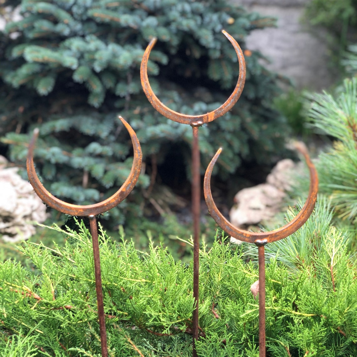 Rusty Finials Set of 3 Garden Stakes Garden Decor Metal - Etsy