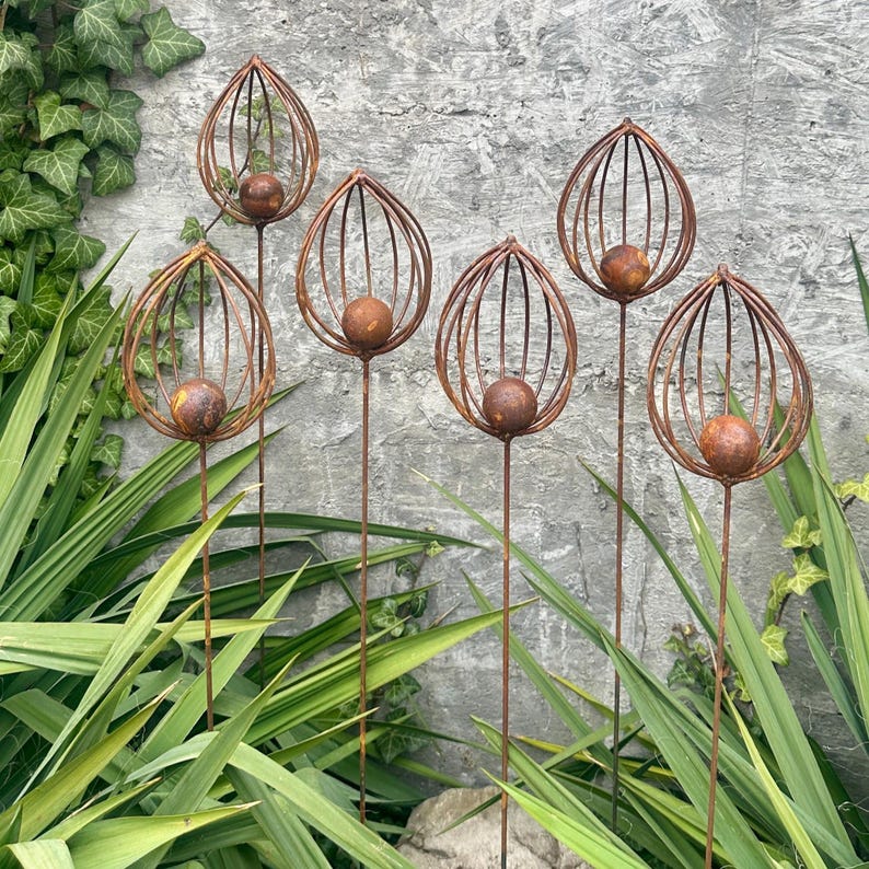 Rusty Finials Set of 6, Rustic Metal Garden Stakes, Outdoor Yard Art ...