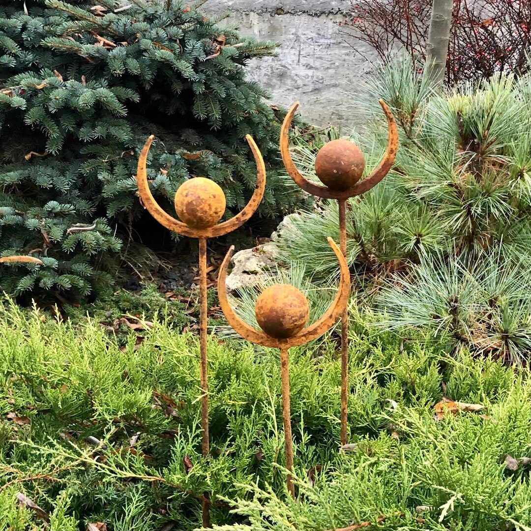 Rusty Finials Set of 3, Garden Stakes Garden Decor, Metal Garden Decor ...