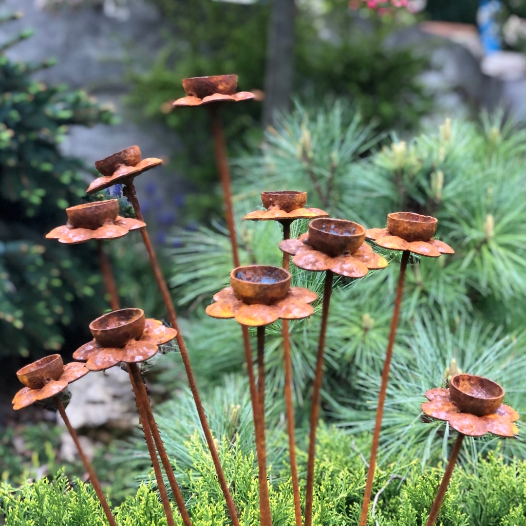 Rusty Flowers Set of 10, Garden Stakes Garden Decor, Metal Garden Decor ...