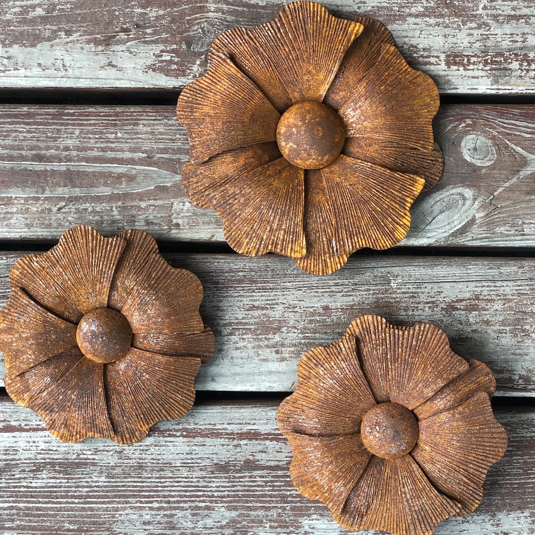 Rustic Metal Flower Wall Art – Set of 3 Vintage Floral Decorations ...