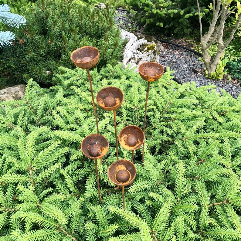 Rusty Flowers Set of 6 Garden Stakes Garden Decor Metal - Etsy