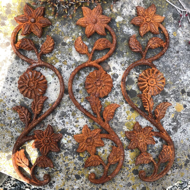 Set of 3 Rusty Flower Wall Hanging Rusty Flowers Ornament | Etsy