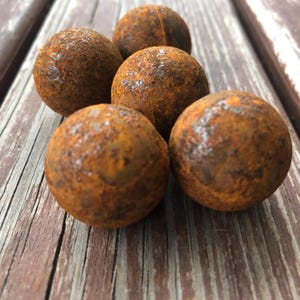 Rustic Metal Balls Set of 5 Garden Decor Metal Yard Art Outdoor Home ...