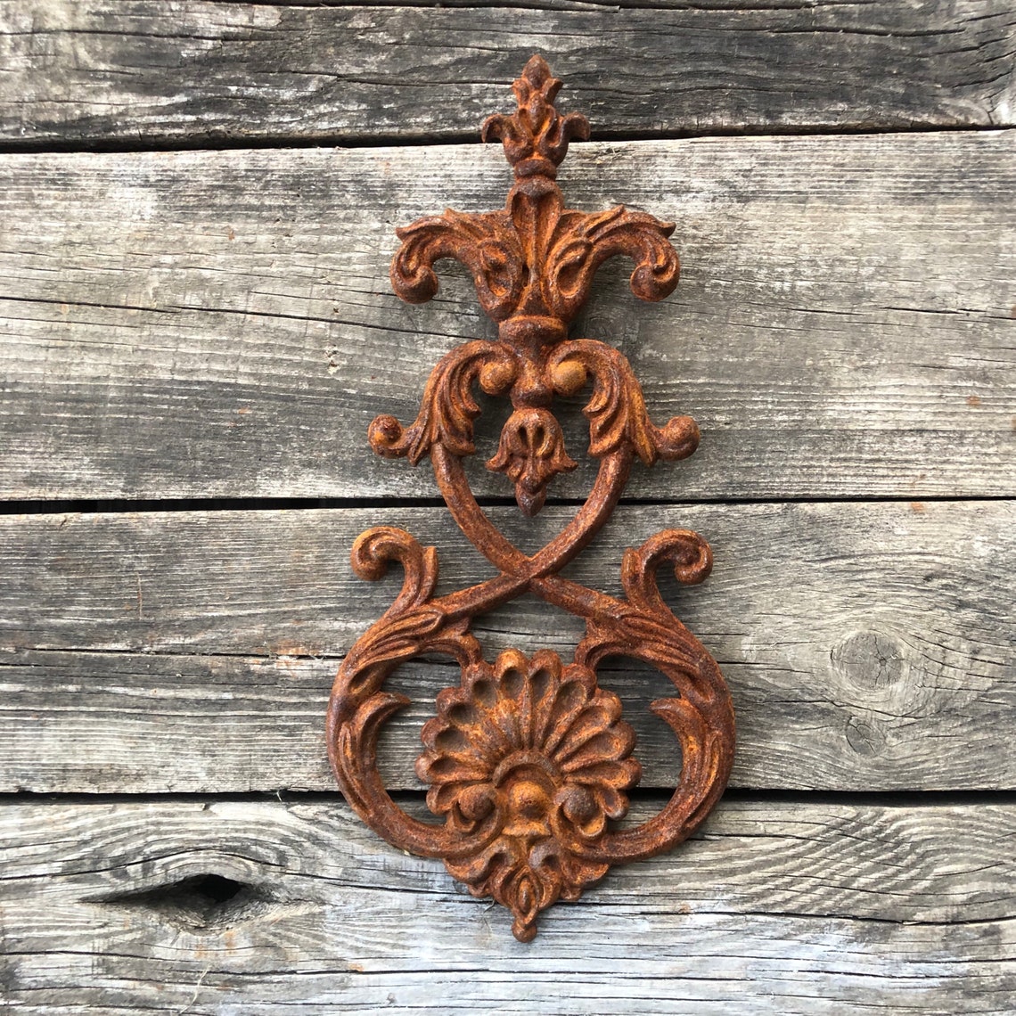 Rusty metal wall decor Rusty metal wall hanging Cast iron | Etsy