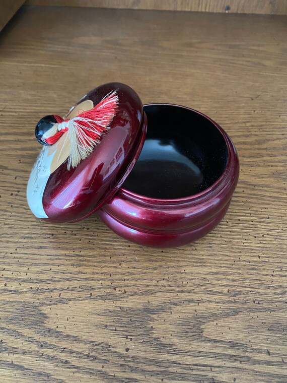 Asian hand painted jewelry box - Gem