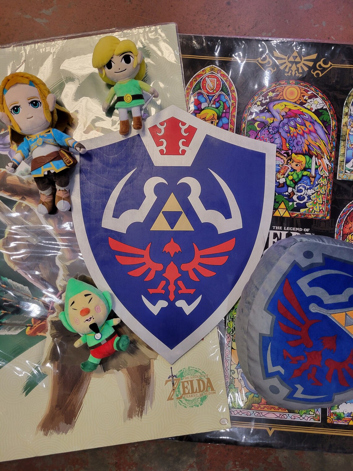 Legend of Zelda Hylian Shield Vectors, SVG, DXF, Lightburn, AI, Laser ...